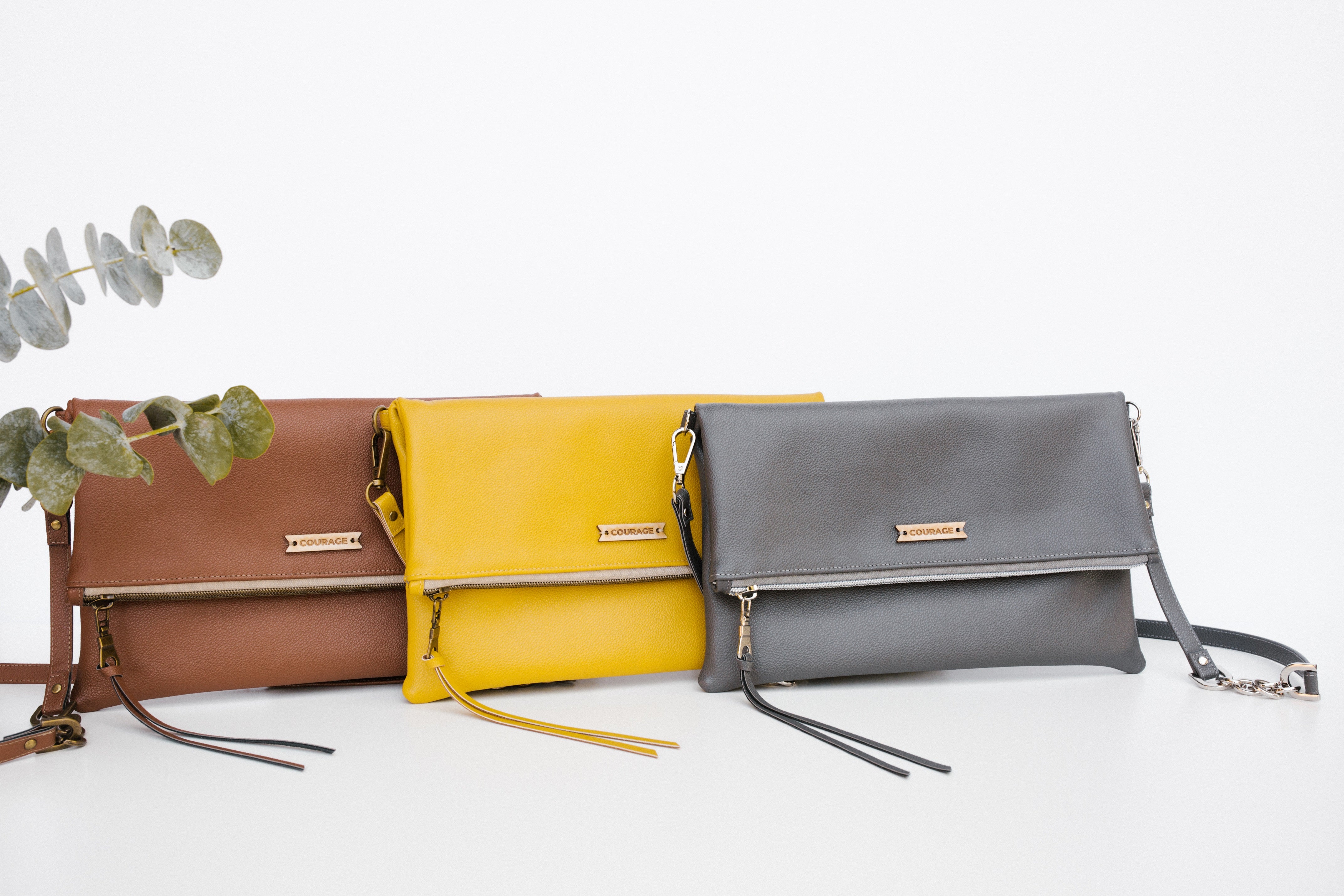 DREAMER foldover bag – Carry Courage